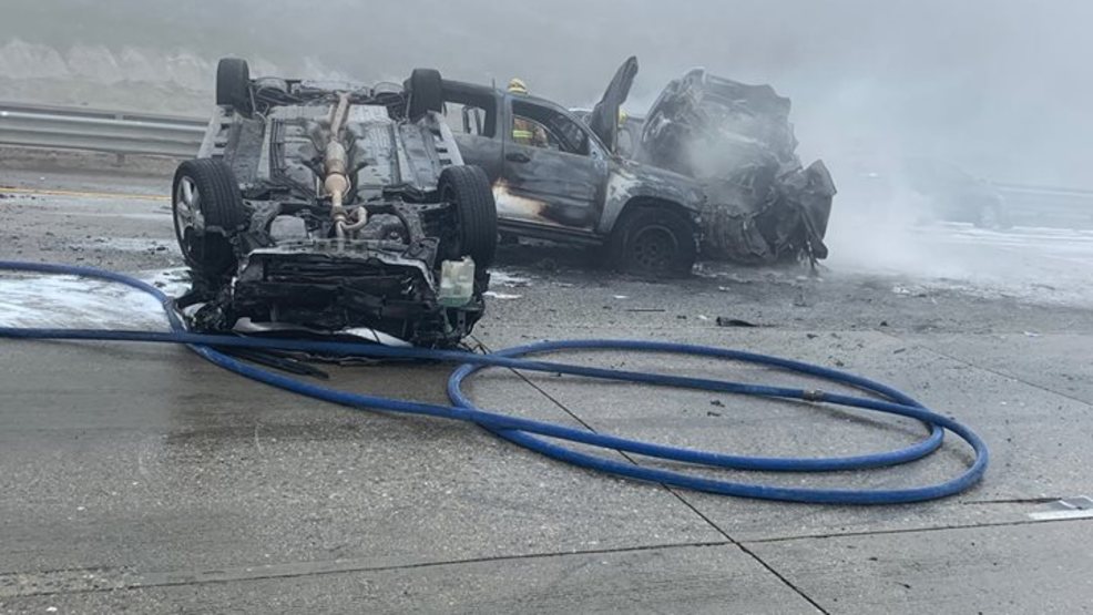 Heavy fog causes crash involving a dozen cars on I-5 | KMPH
