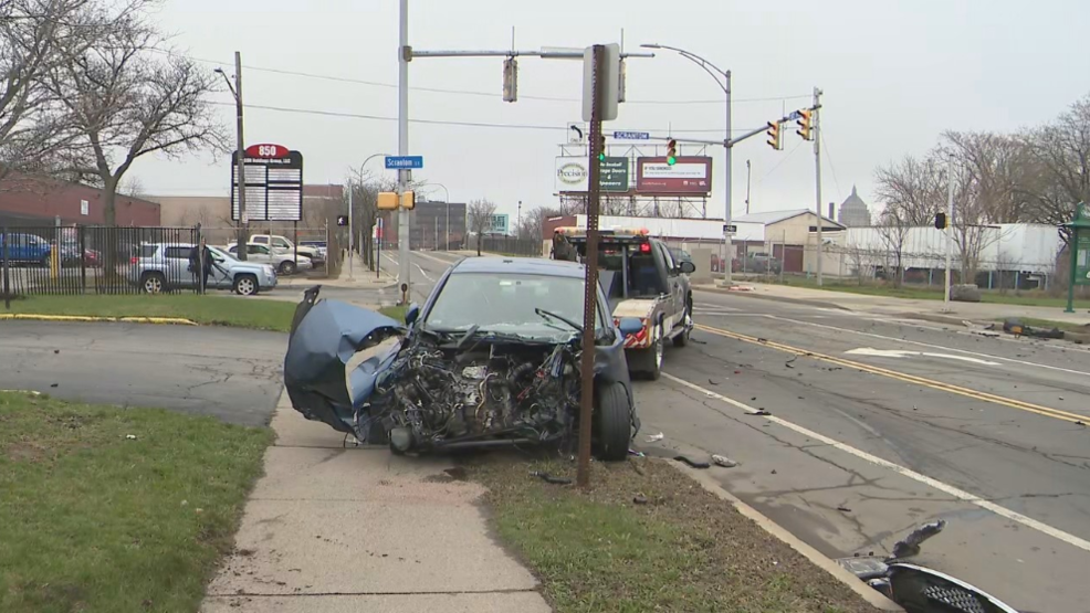 Troopers: Suspect crashes car, tries running from scene in Rochester | WHAM